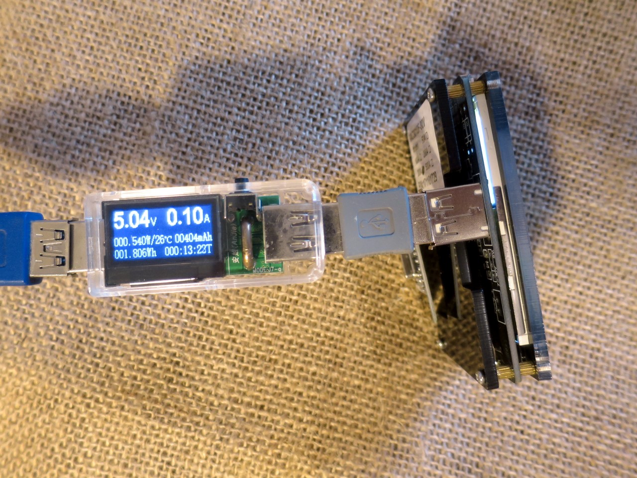 VAC8010F: прибор, делающий любую зарядку умной (и удобной) / Питание и ...