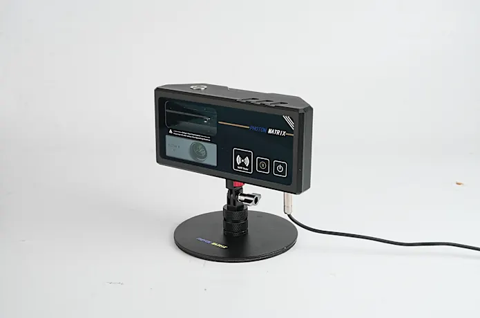 Портативное лазерное ПВО от комаров: представлен гаджет Photon matrix ...