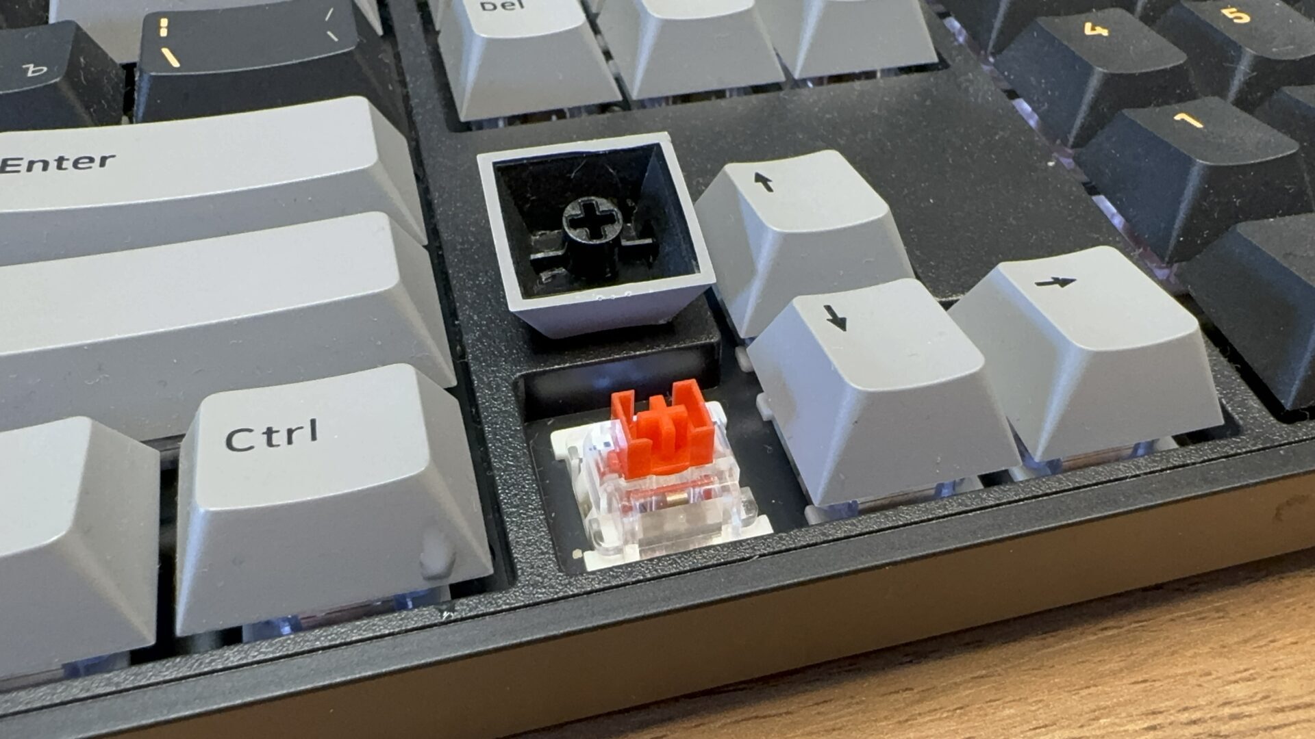 Помощник в офисе и дома: обзор механической клавиатуры Ugreen KU103 ...