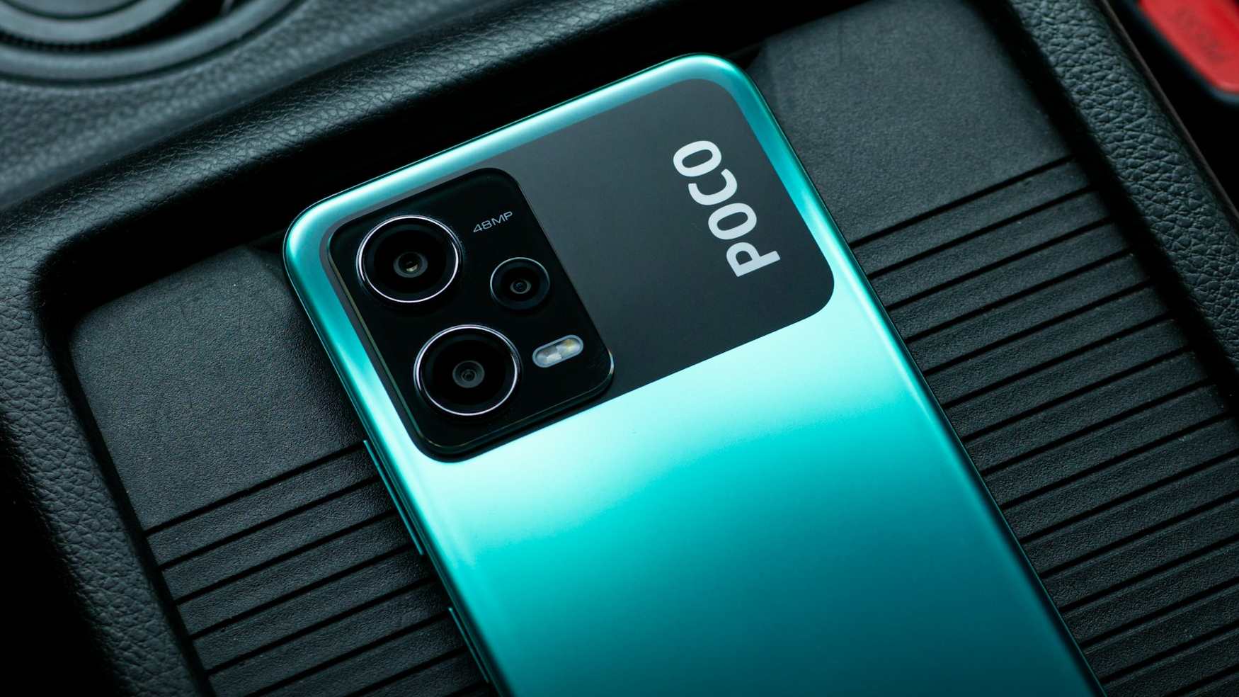 Xiaomi Poco X7 Neo впервые появился в Geekbench с информацией о ...