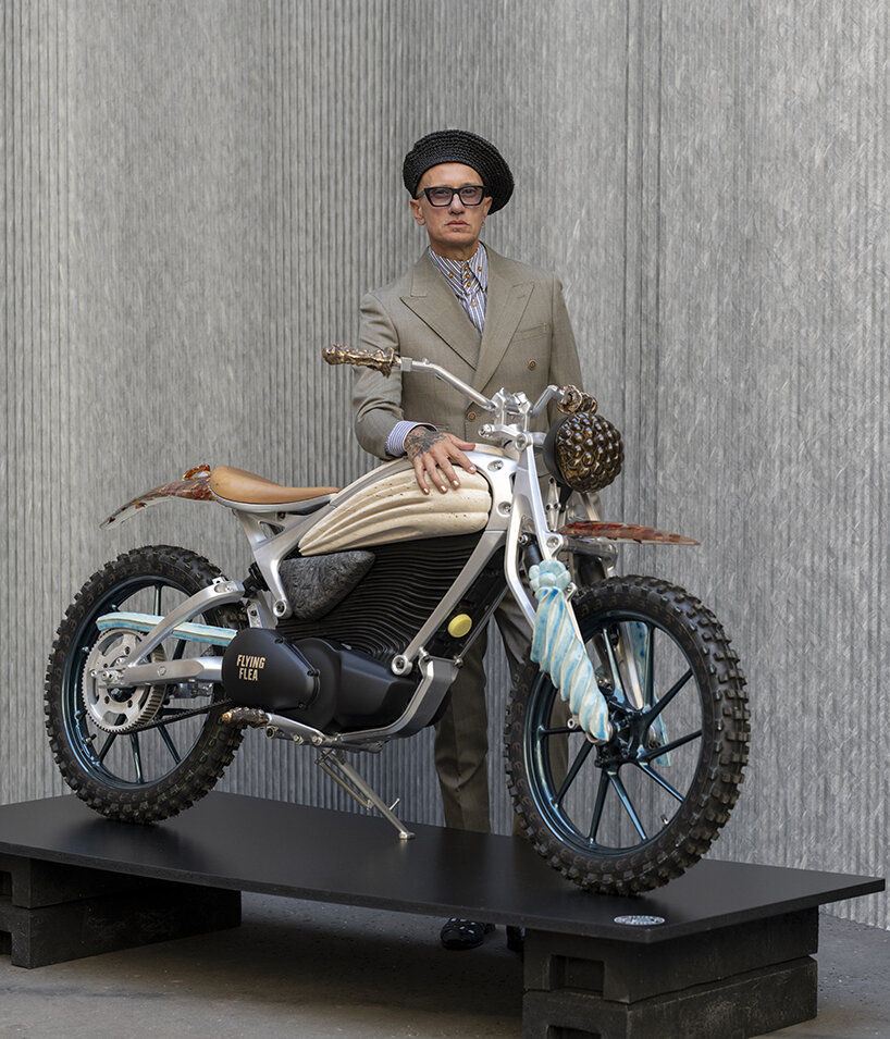 Royal Enfield представила электромотоцикл Flying Flea на Неделе дизайна ...