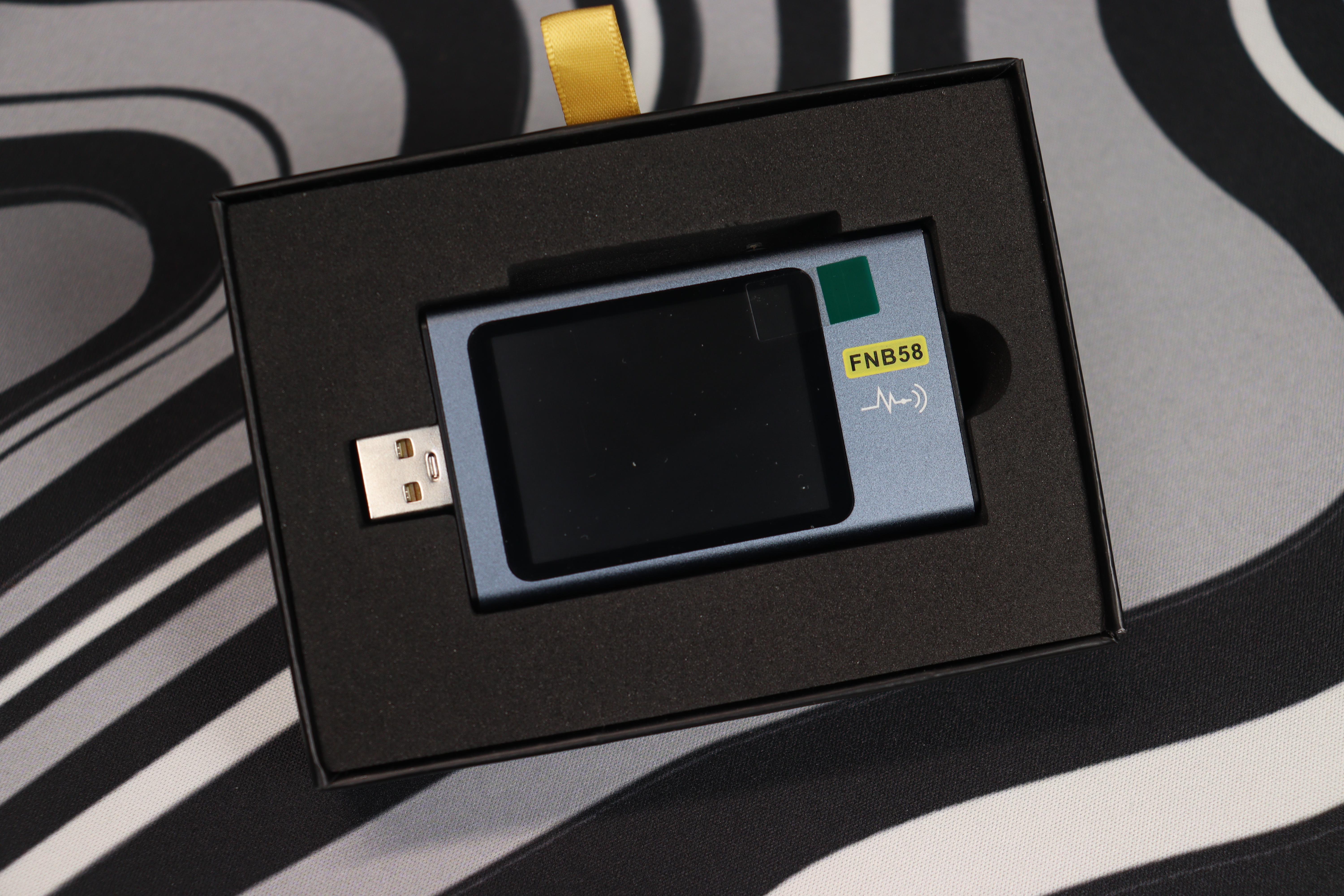 Обзор USB тестера FNB 58: Продвинутый инструмент для анализа зарядных ...