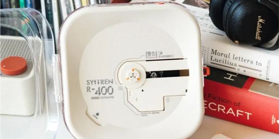 CD снова в моде? Представлен портативный CD-плеер R400 с Bluetooth / Аудио и звук / iXBT Live