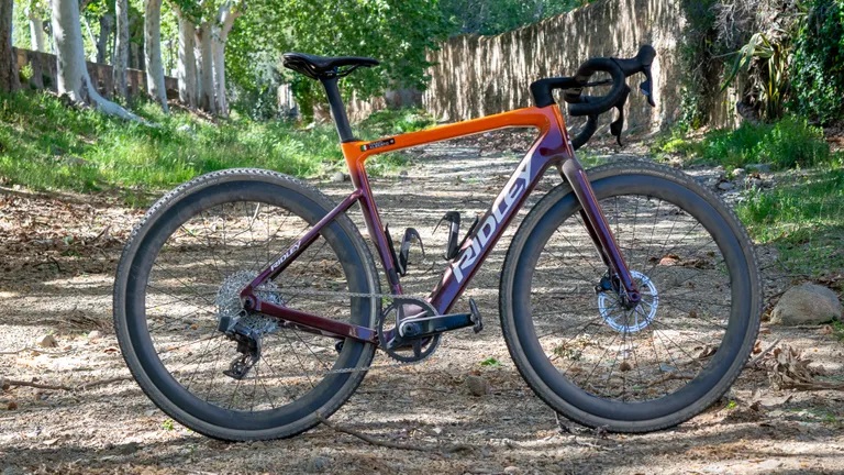 Вело бренд Ridley выпустил свой первый электрический велосипед / Авто и ...