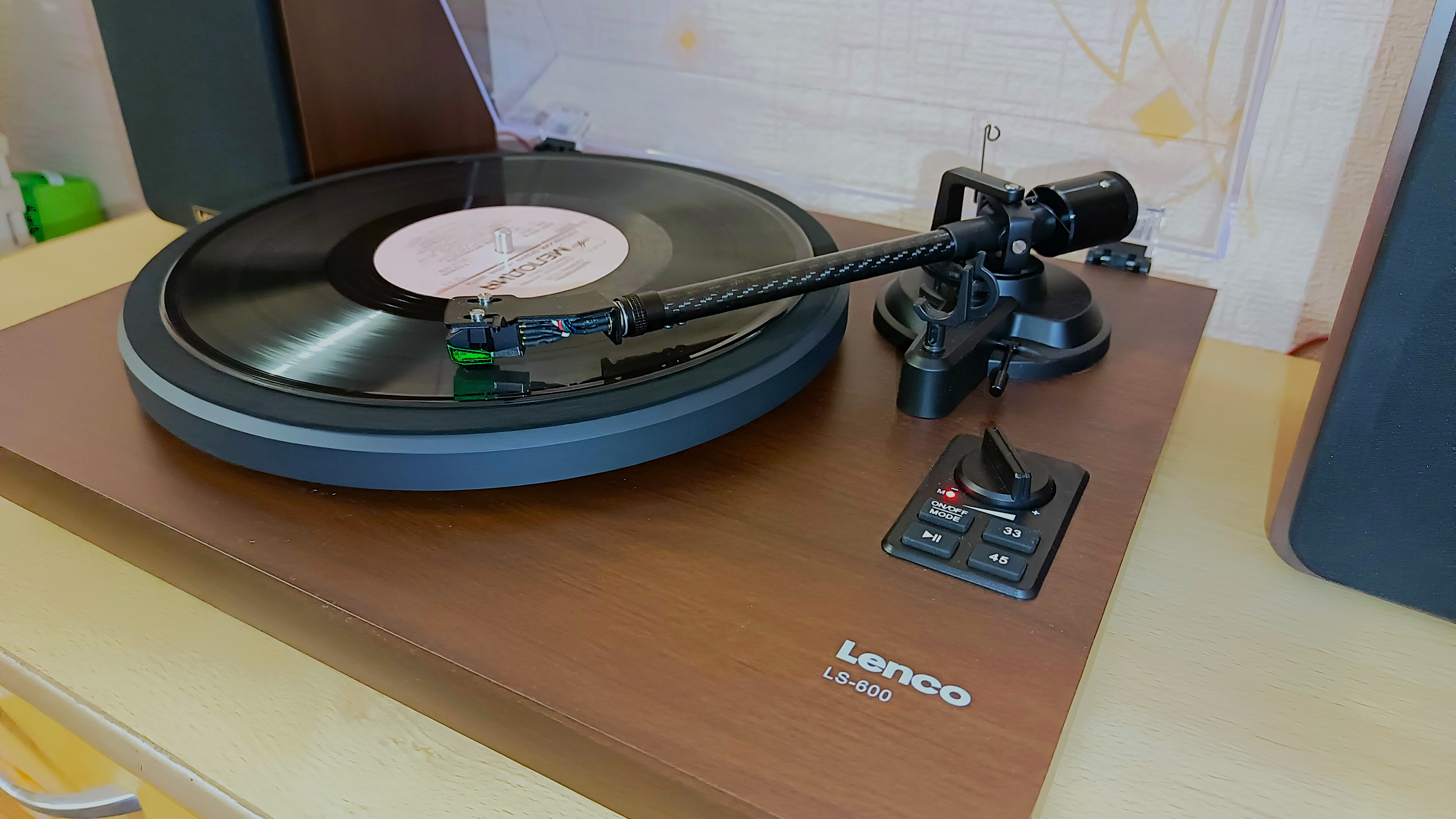Обзор винилового проигрывателя Lenco LS-600WA / Аудио и звук / iXBT Live