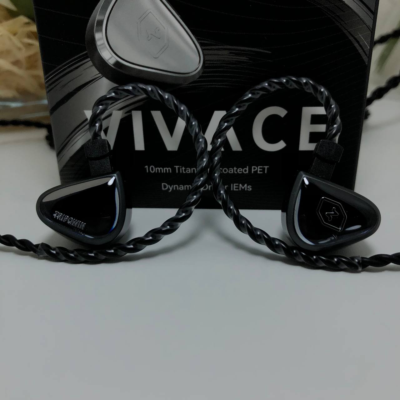 Обзор динамических IEM Tripowin x 0DiBi: Vivace: Звучащая драгоценность ...