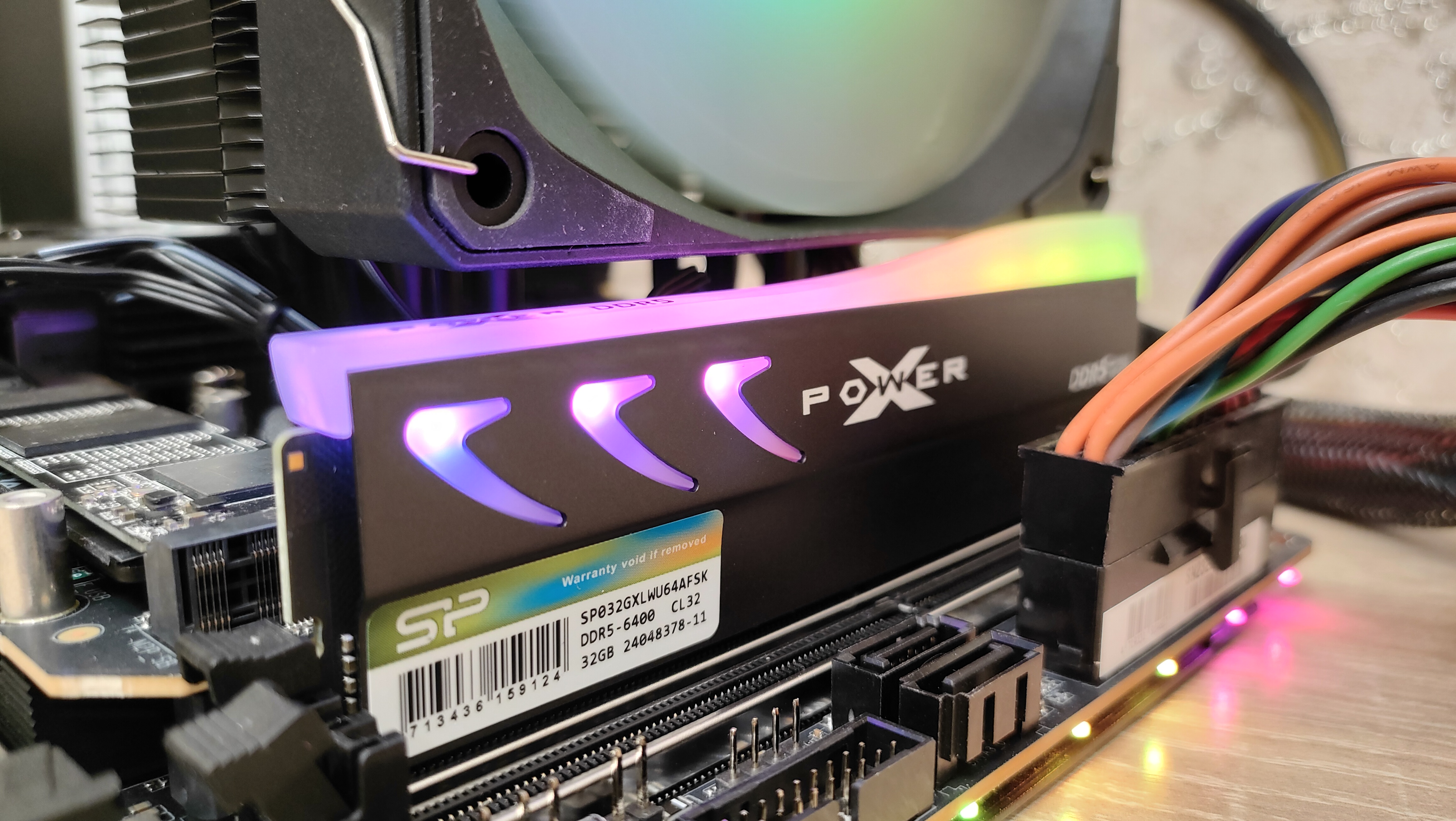 Для игровых ПК с подсветкой: обзор модуля оперативной памяти DDR5 ...