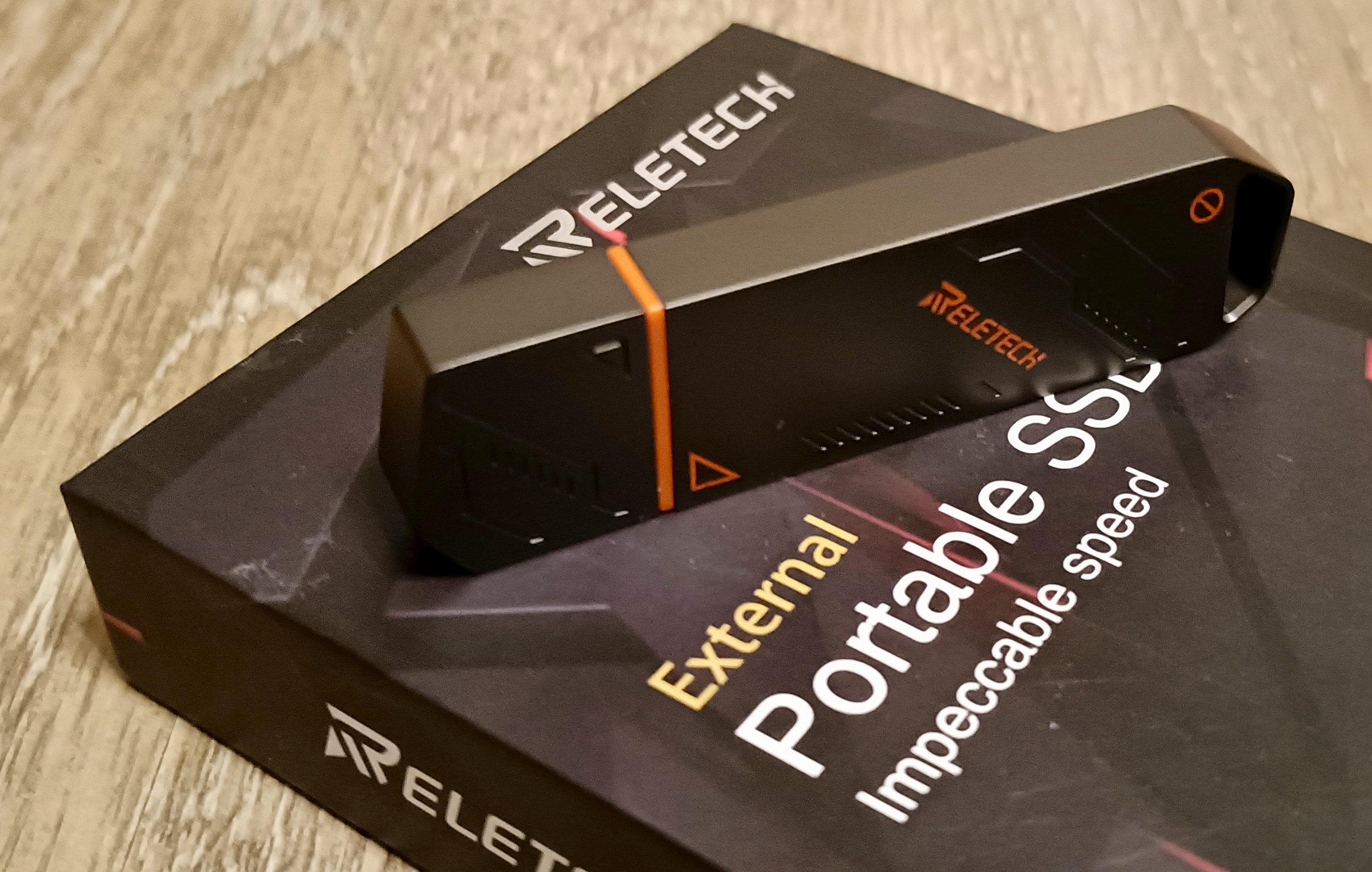 Обзор компактного USB SSD Reletech Elite 7 Pro 512 ГБ – скорее, повезло, но ровно настолько ...