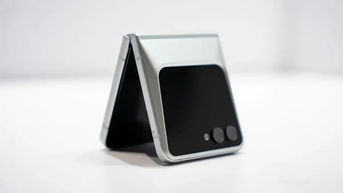 Samsung представила прототип смартфона Polygon Foldable с угловатым ...