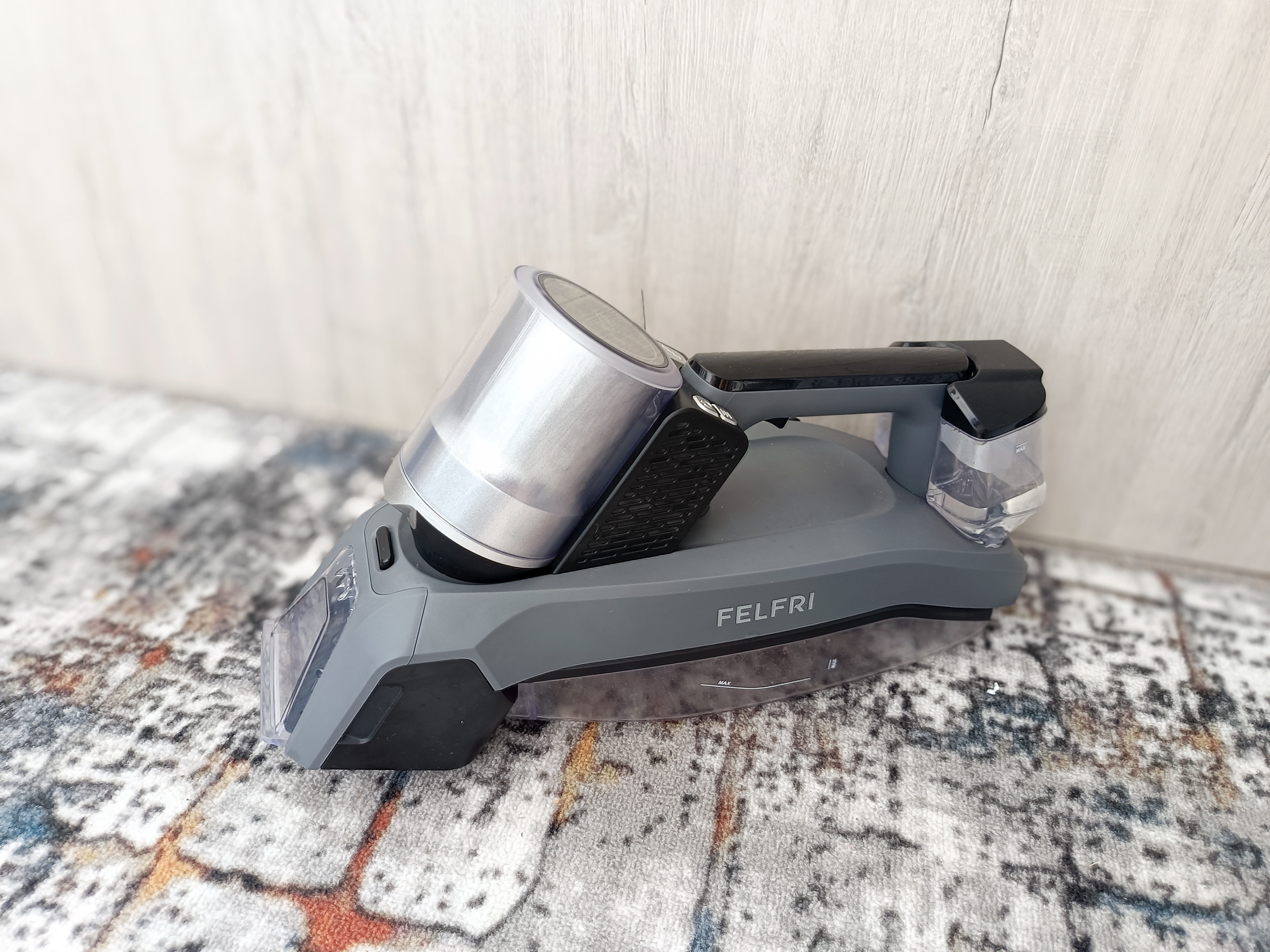 Обзор портативного моющего пылесоса для мебели Felfri FWVC-006 / Техника для дома / iXBT Live